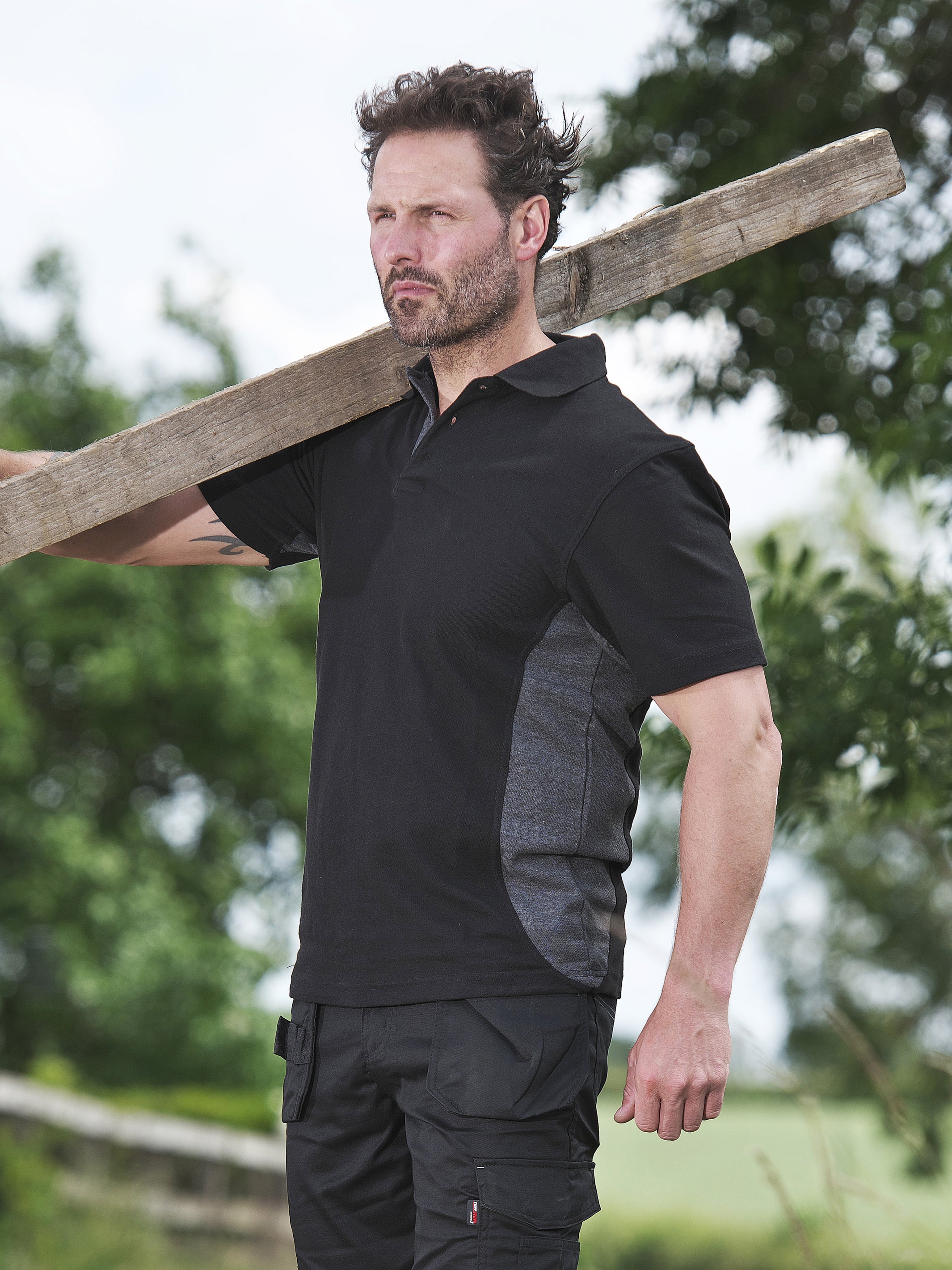 Kitout | Workwear and Safety Footwear | 100's of Customisable Products