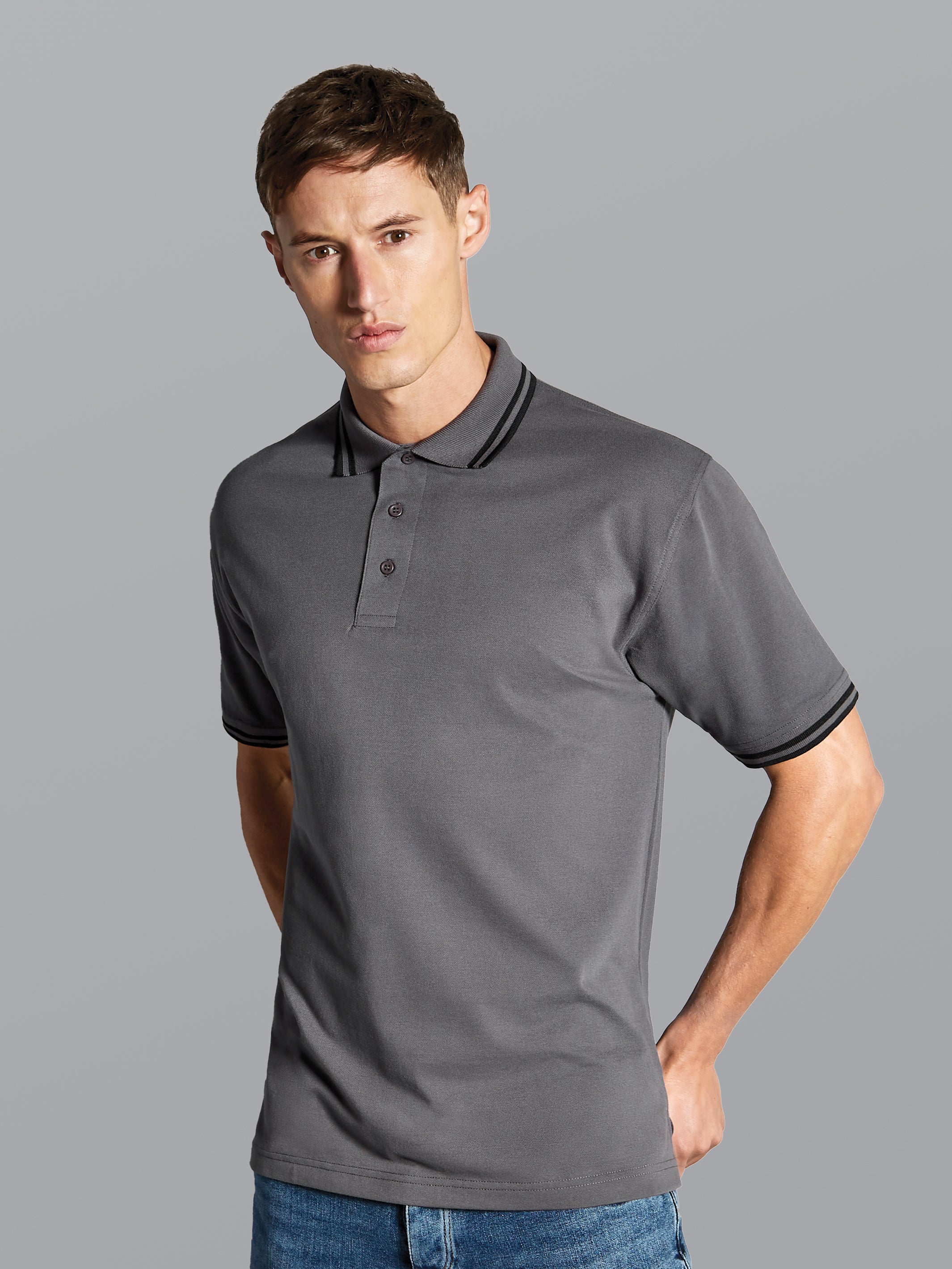 Kustom Kit – Kitout